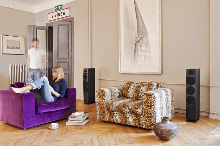 Room acoustics: Interior design for Hi-Fi